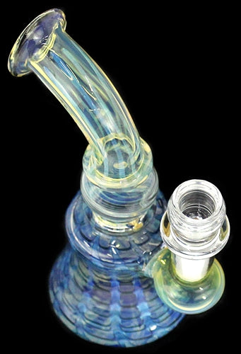 6″ Raked Fuming Curve Water Pipe – 4 Aces Wholesale